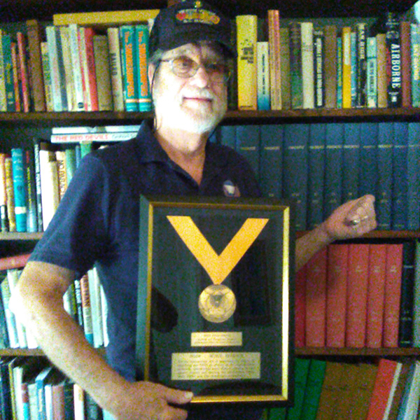 Preserving the History of Skydiving—Mike Horan Receives the 2018 USPA ...