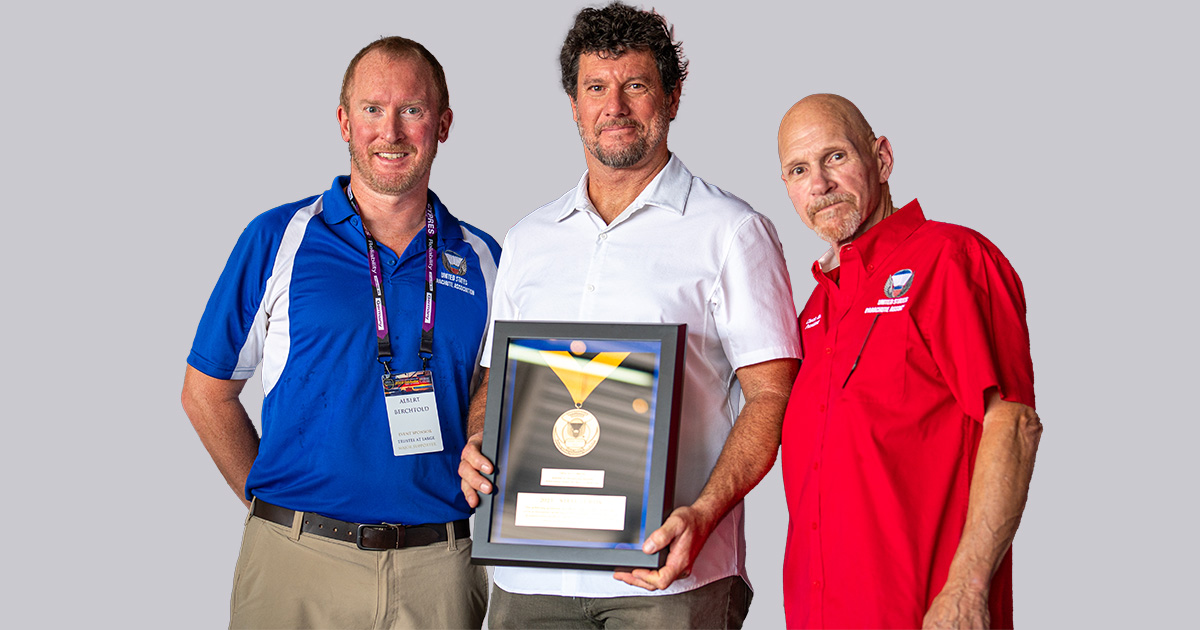 Master of His Craft—Steve Curtis | D-20818 Receives the USPA Gold Medal ...