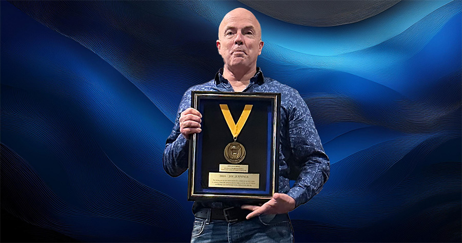 Winning Performance—USPA Presents the Gold Medal for Meritorious ...